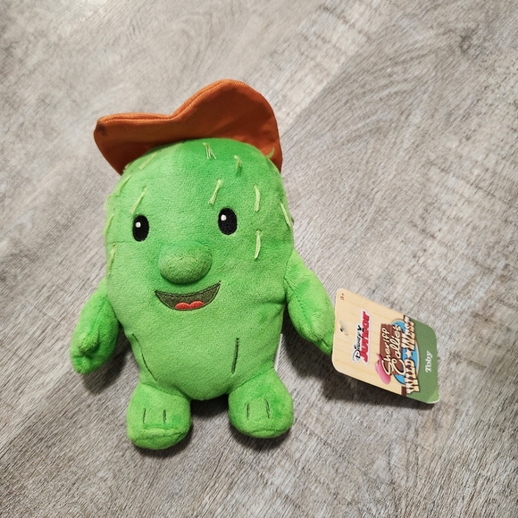 Disney | Toys | Nwt Disney Junior Sheriff Callies Wild West Cactus ...